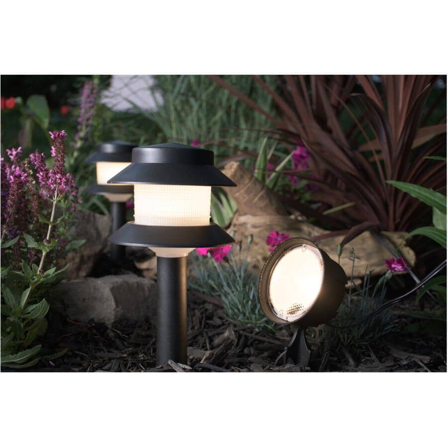 MOONRAYS Plastic Pathmarker Kit - 10 Pack | Home Hardware