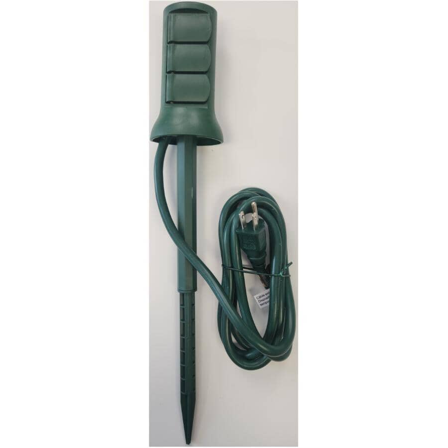 CANADA WIRE 3 Outlet Outdoor Powerpost with Ground Stake | Home Hardware