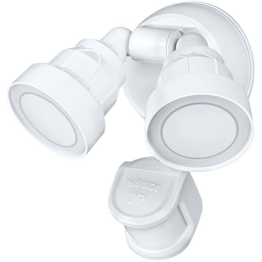 GLOBE ELECTRIC Twin Motion LED Security Light | Home Hardware