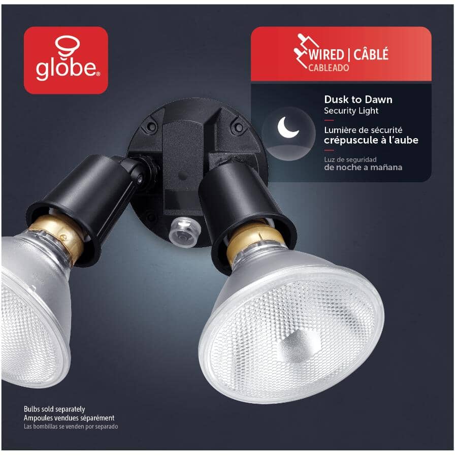GLOBE ELECTRIC 2 Light Dusk to Dawn Security Light | Home Hardware