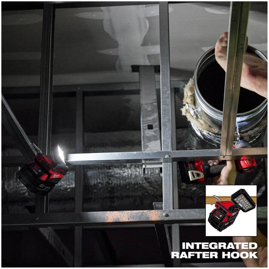 MILWAUKEE M18 Rover Compact Folding LED Flood Work Light with USB ...