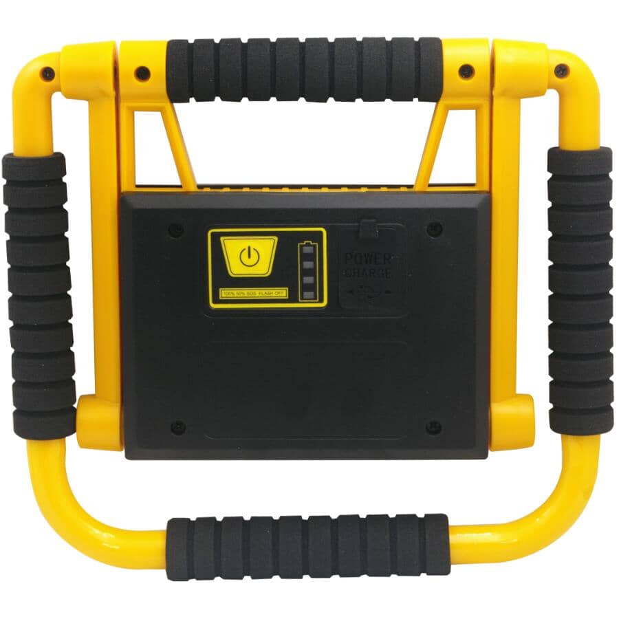 OMNIMAX 20W LED Rechargeable Work Light | Home Hardware