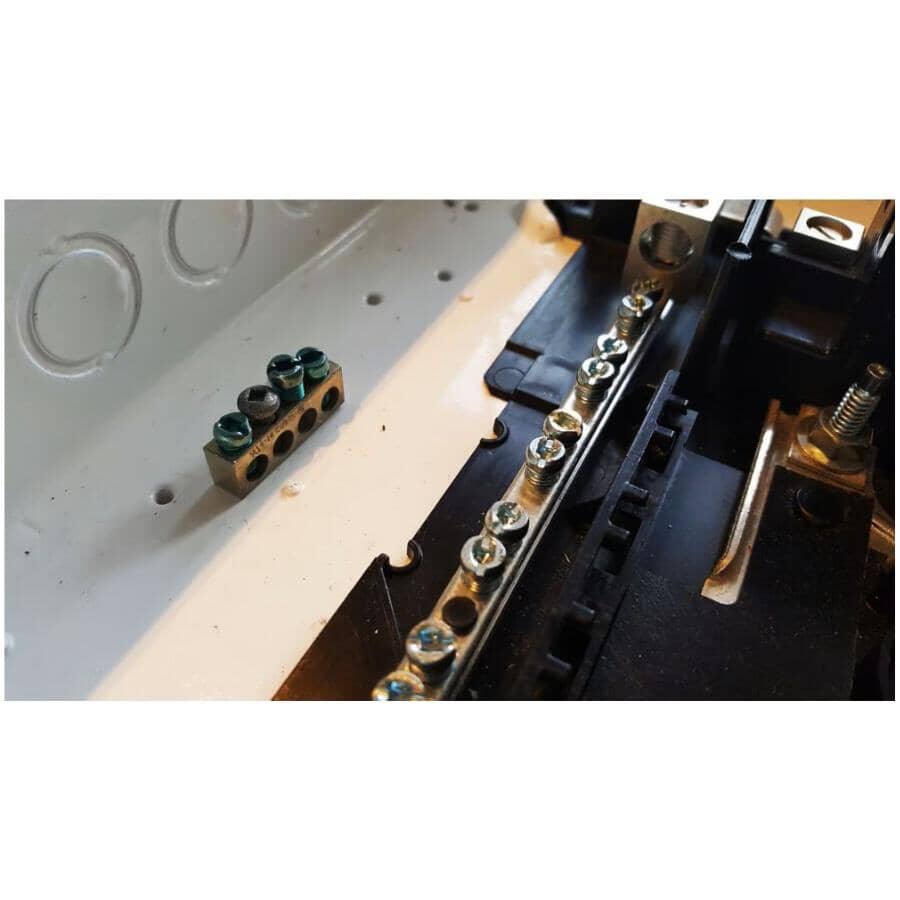 HOMELINE 100 Amp 12/24 Circuit Retrofit Electric Panel | Home Hardware