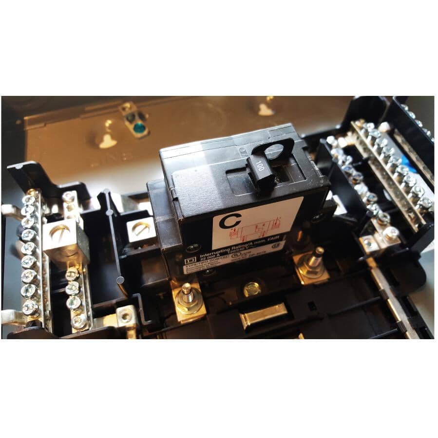 SQUARE D 100 Amp Loadcentre with Panel and Breaker | Home Hardware