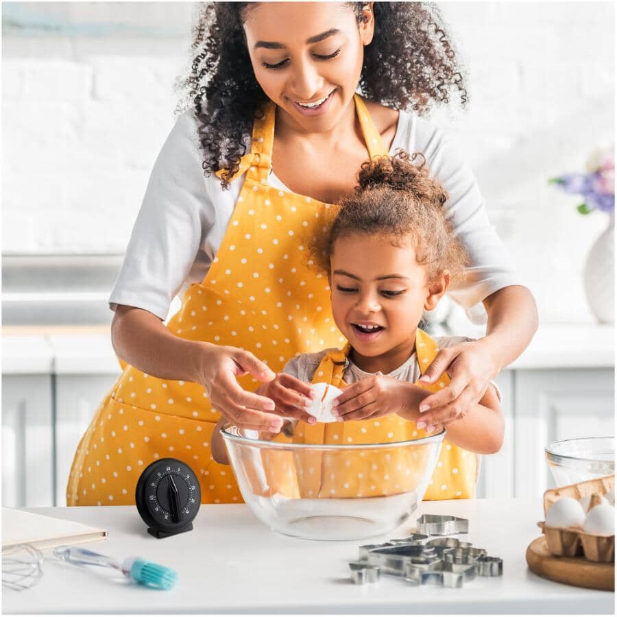 Marathon 60 Minute Wind Up Mechanical Timer | Home Hardware