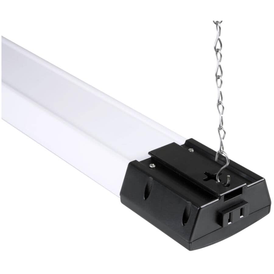 METALUX High Output LED Shop Light with 5' Power Cord | Home Hardware