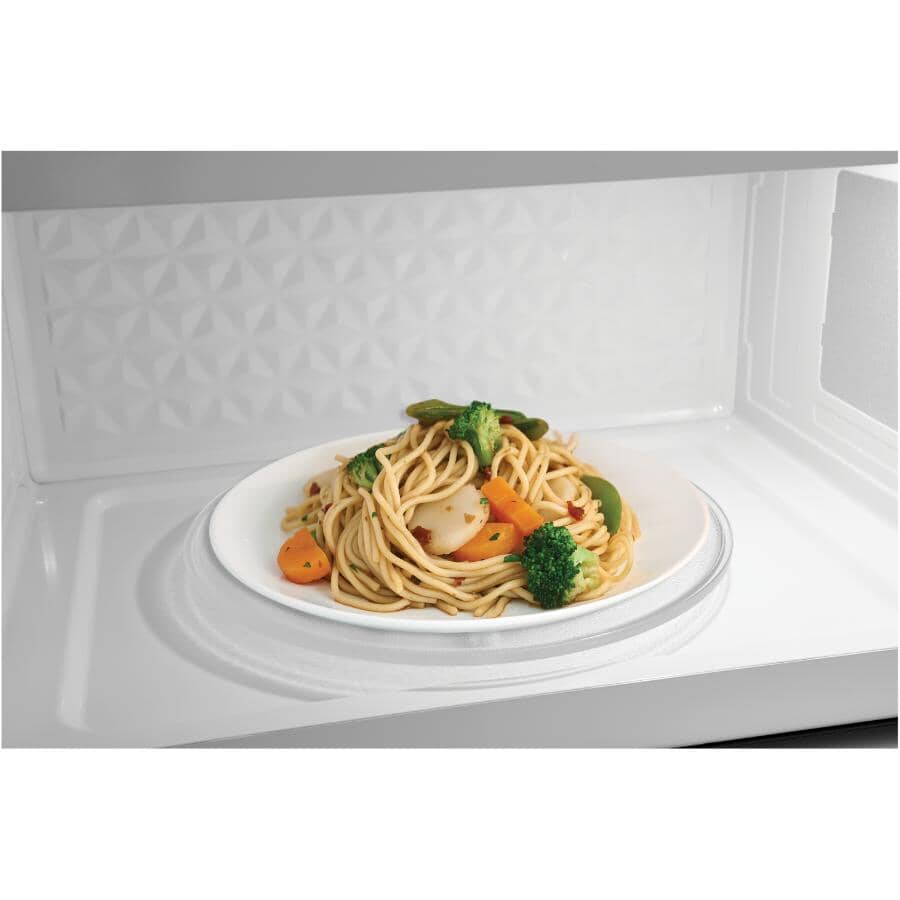 FRIGIDAIRE 1.8 cu. ft. Over-The-Range Microwave Oven (FMOW1852AS ...