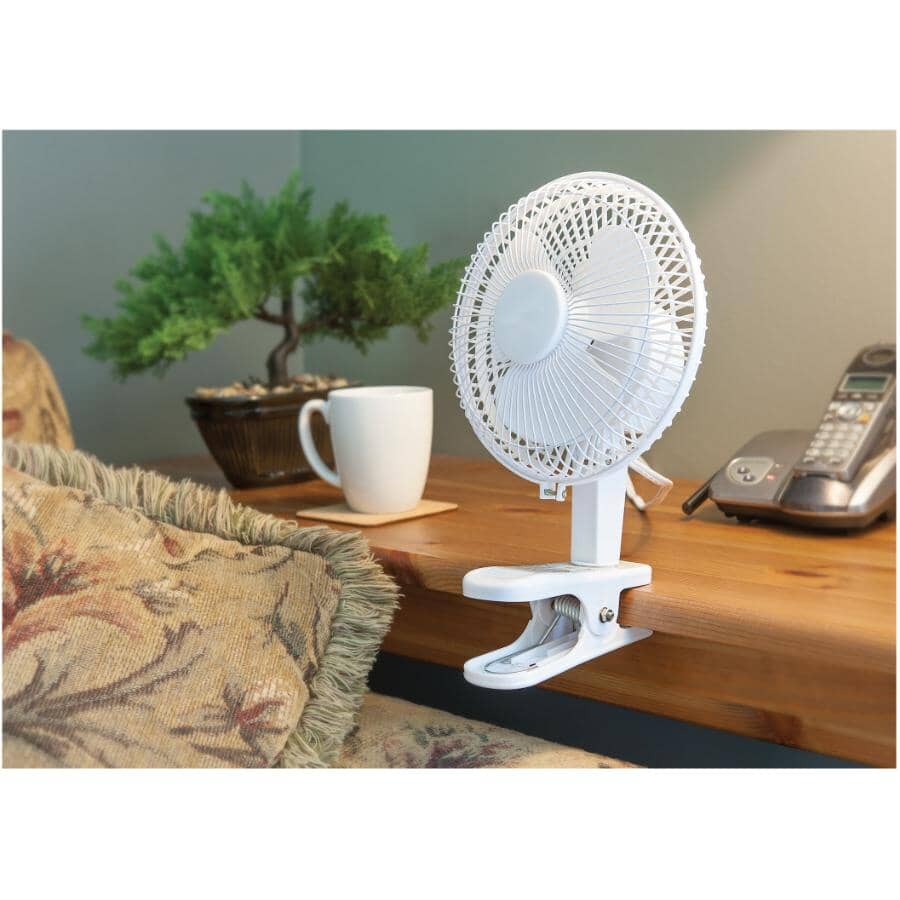 HOME ESSENTIALS 6" Personal Desk Fan | Home Hardware