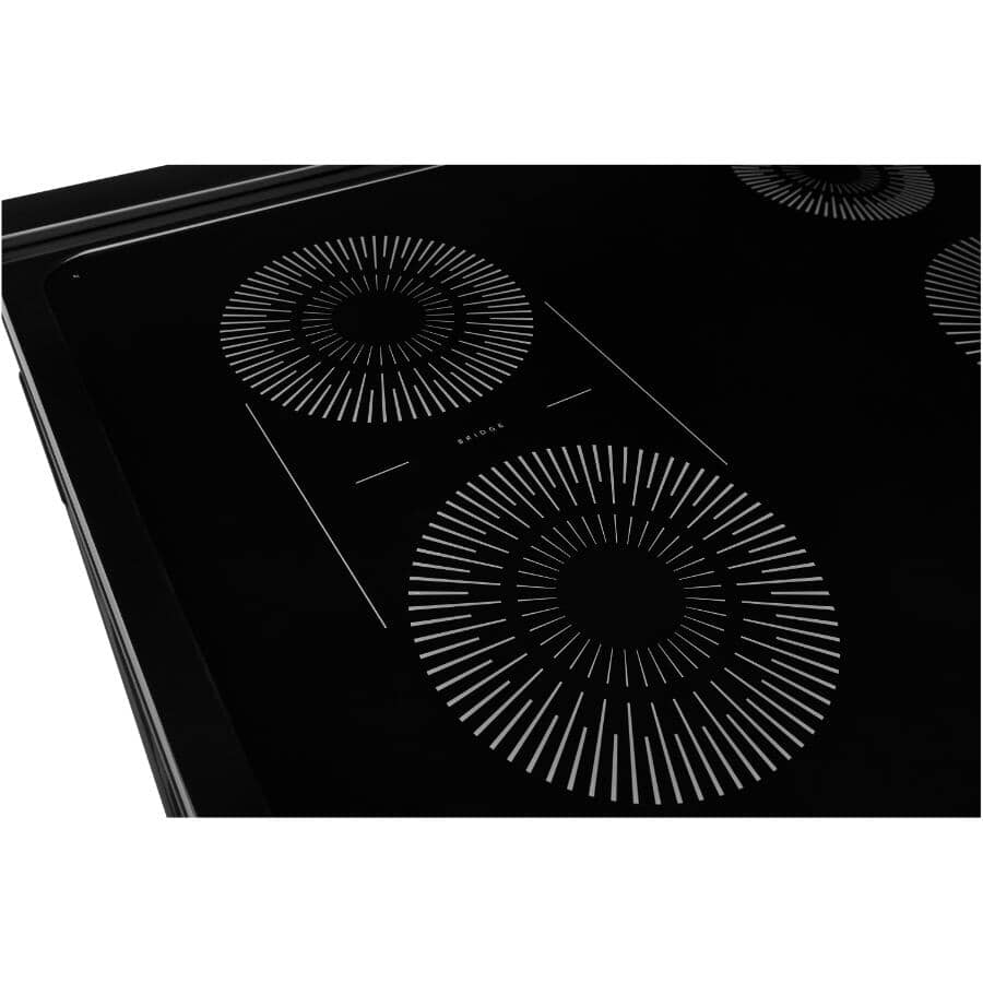 FRIGIDAIRE 30" 5.3 cu. ft. Freestanding Smooth Top Electric Induction ...