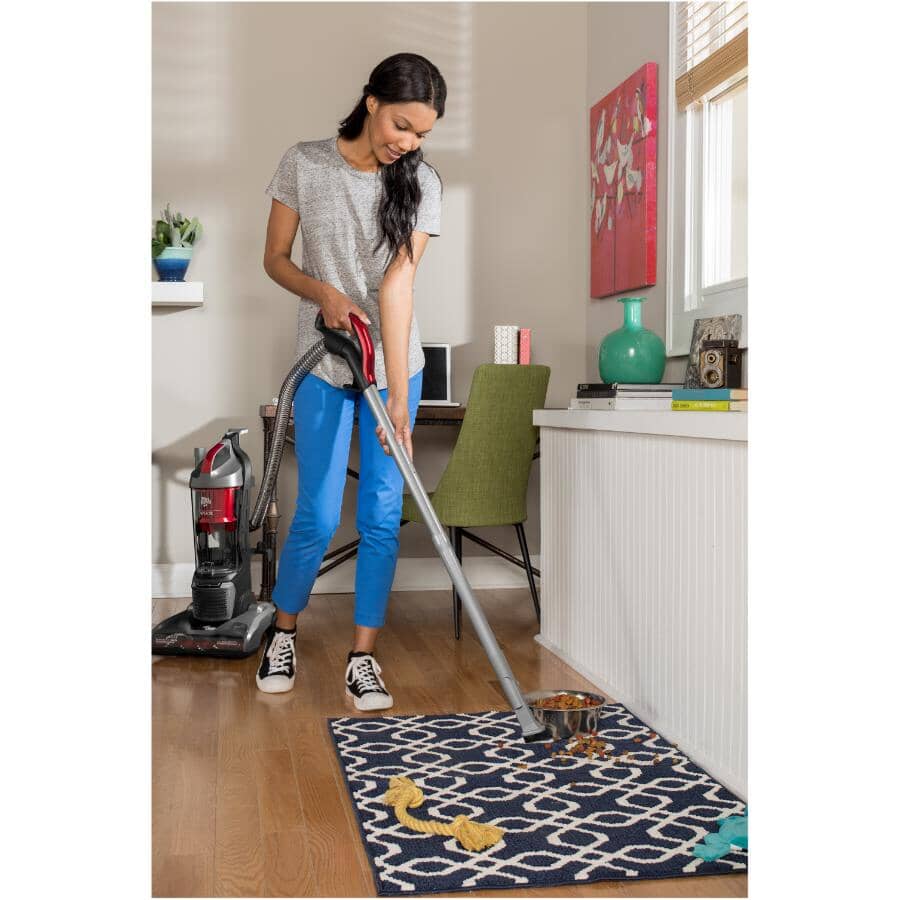 Dirt Devil Upright Bagless Endura Max Vacuum | Home Hardware