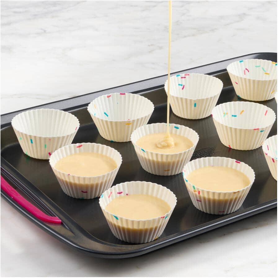 TRUDEAU Silicone Muffin Cups | Home Hardware