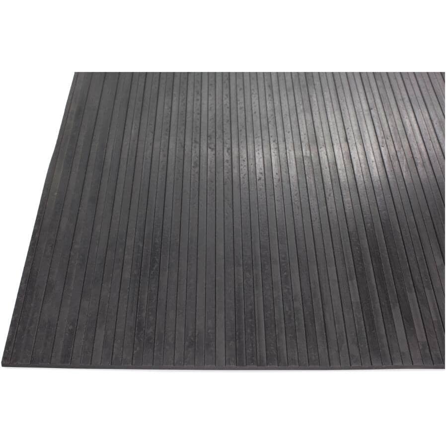 EDGEWOOD Wide Rib Rubber Matting | Home Hardware