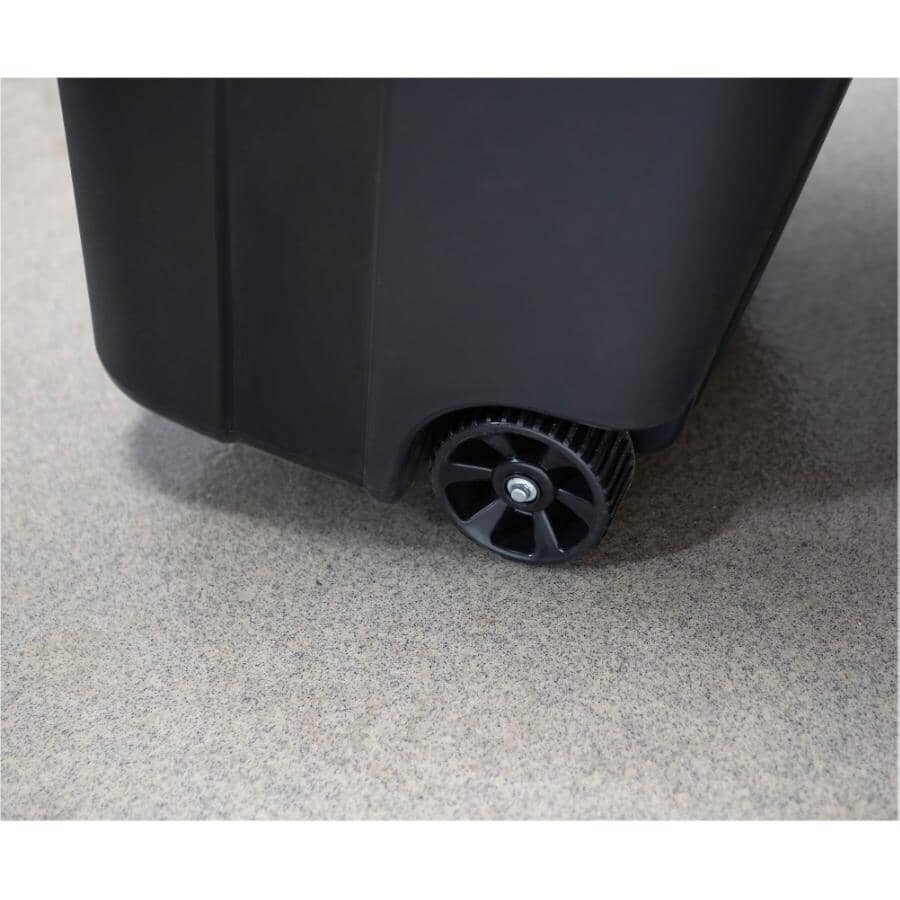 UNITED SOLUTIONS Rough & Ready Wheeled Garbage Can with Lid | Home Hardware