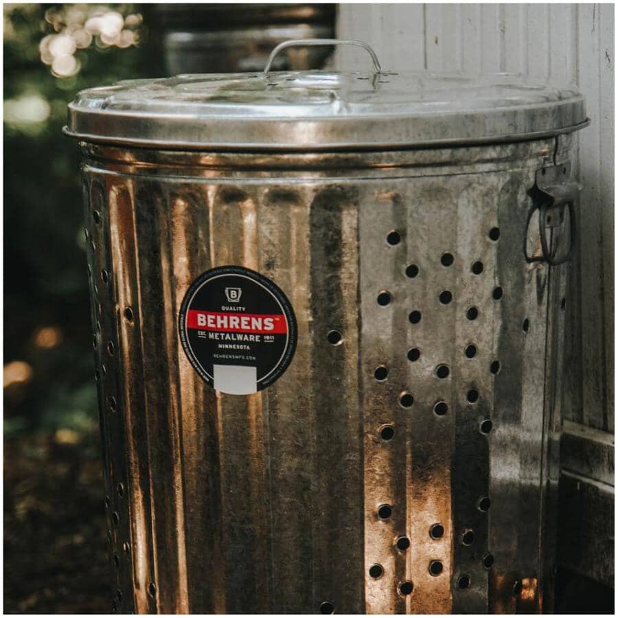BEHRENS Outdoor Galvanized Compost Trash Can with Lid | Home Hardware