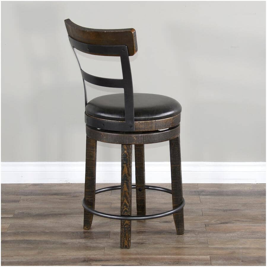 SUNNY DESIGNS 2 Pack 24" Tobacco Leaf Bar Stools, with Back | Home Hardware