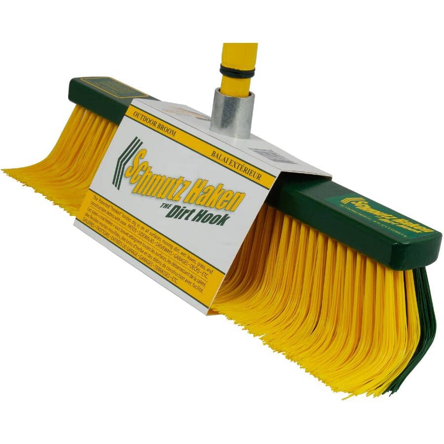 SCHMUTZ HAKEN Dirt Hook Outdoor Bristle Broom | Home Hardware