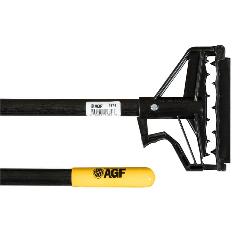 ATLAS-GRAHAM 54" EZ Change Fiberglass Wet Mop Handle | Home Hardware