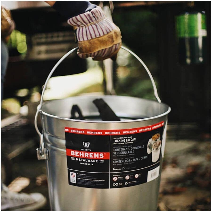 BEHRENS Galvanized Utility Pail with Locking Lid | Home Hardware