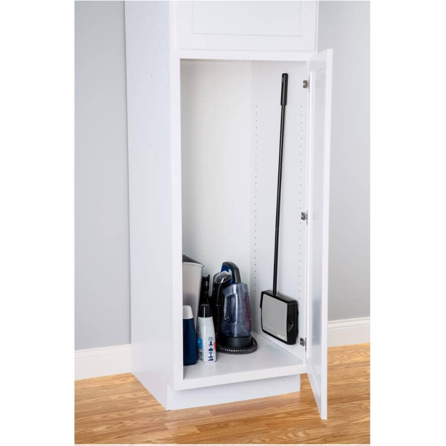 BISSELL Sturdy Sweep Floor & Carpet Manual Sweeper | Home Hardware