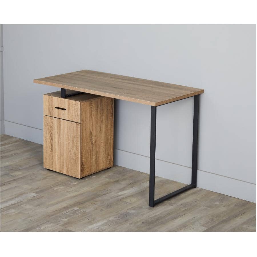 MONARCH SPECIALTIES INC. Left/Right Facing Computer Desk | Home Hardware