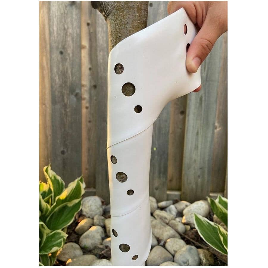 NUVUE 4 Pack 30" White Tree Guards | Home Hardware