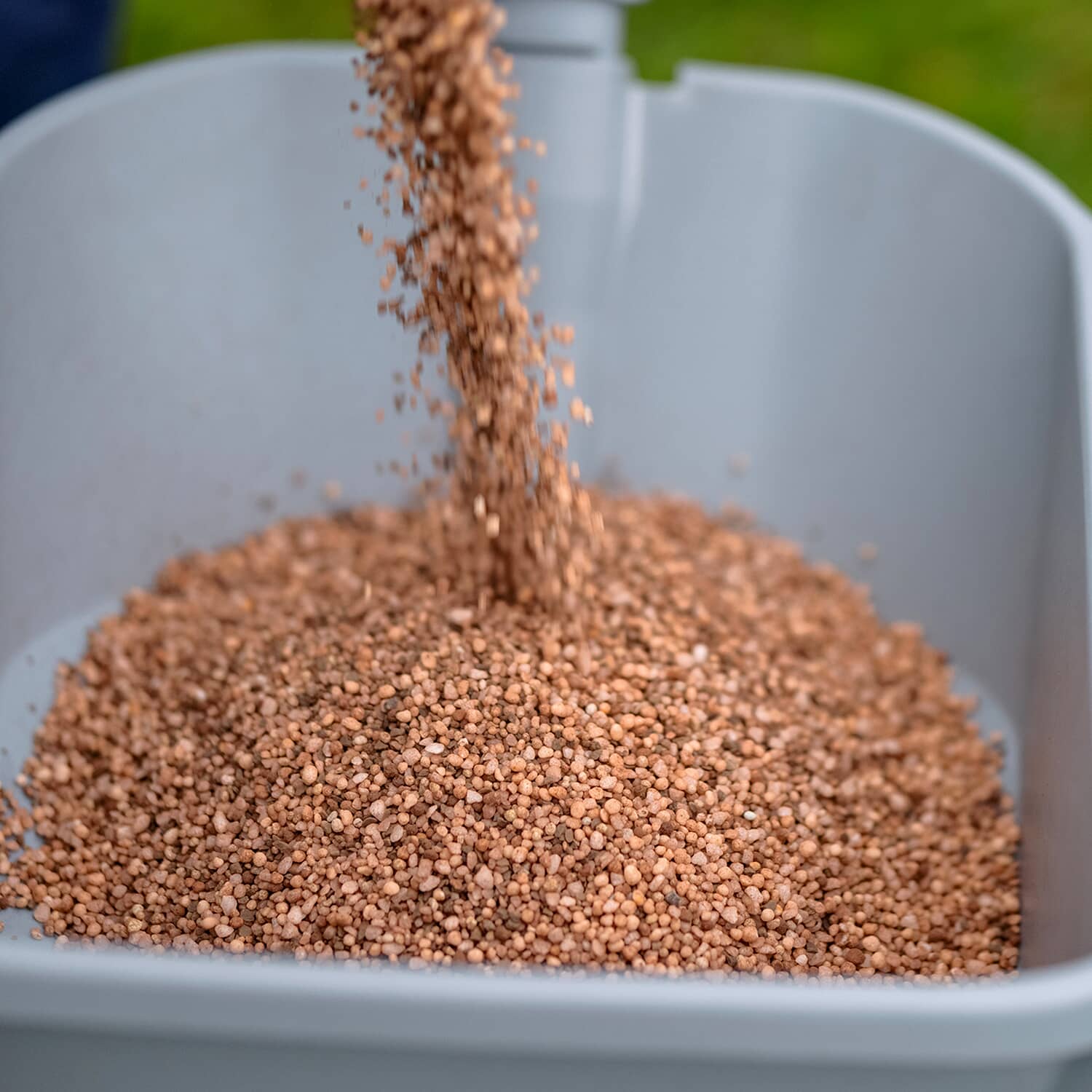 C-I-L Winter Guard 22-0-12 Iron+ Fall Fertilizer | Home Hardware