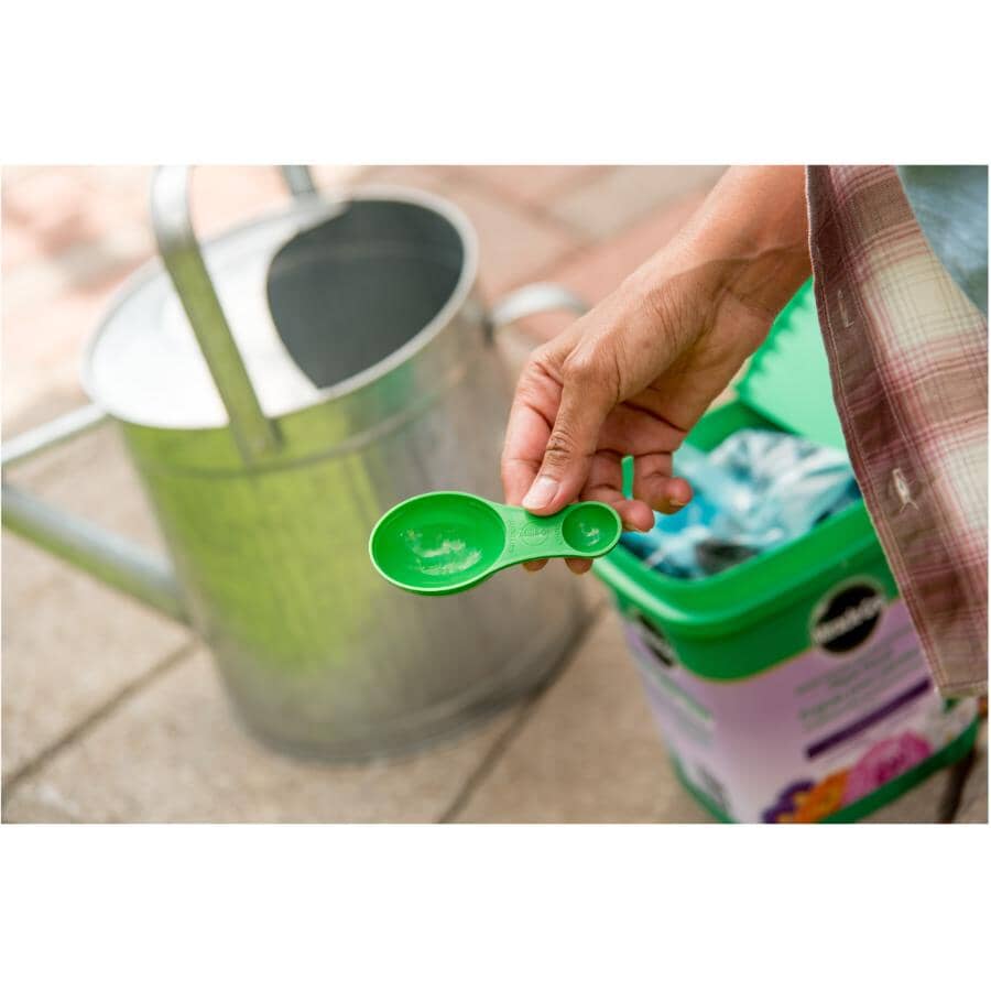 MIRACLE-GRO Bloom Booster Plant Food | Home Hardware