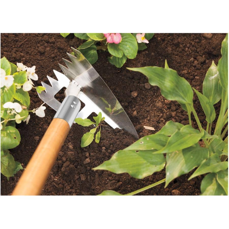 BENCHMARK Large Stainless Steel Backhoe | Home Hardware