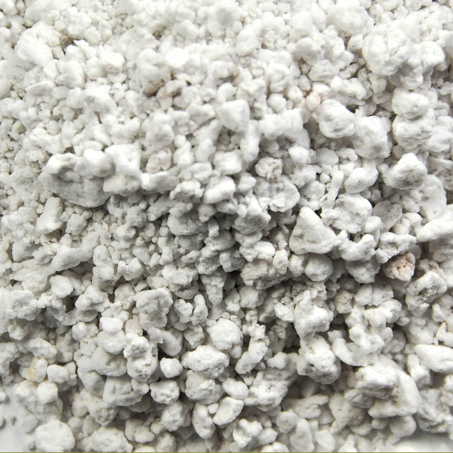 PRO-MIX Perlite Soil - 9 L | Home Hardware