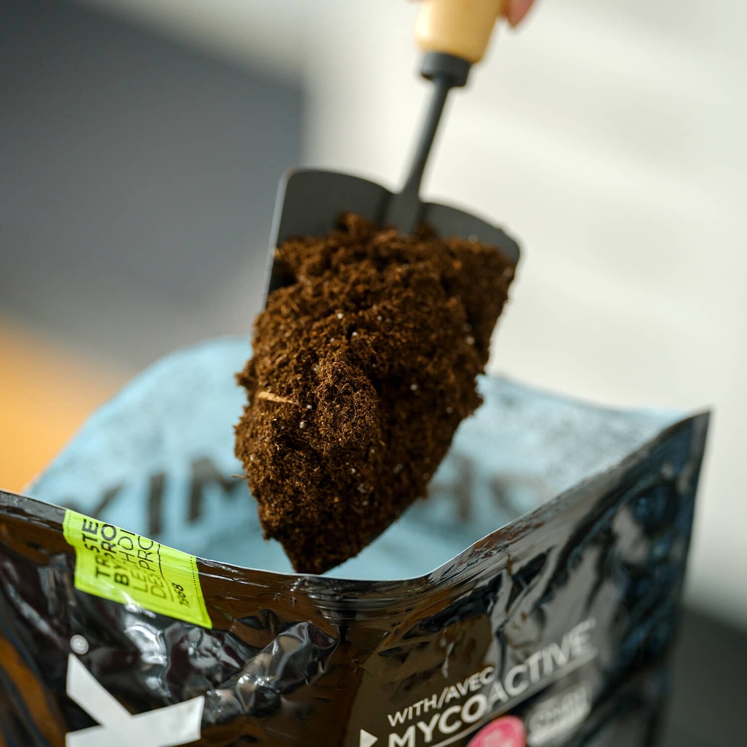 PRO-MIX Organic Seed Starting Potting Soil Mix | Home Hardware
