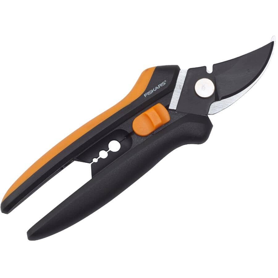 FISKARS Compact Bypass Pruner, with 1/2" Cutting Capacity | Home Hardware