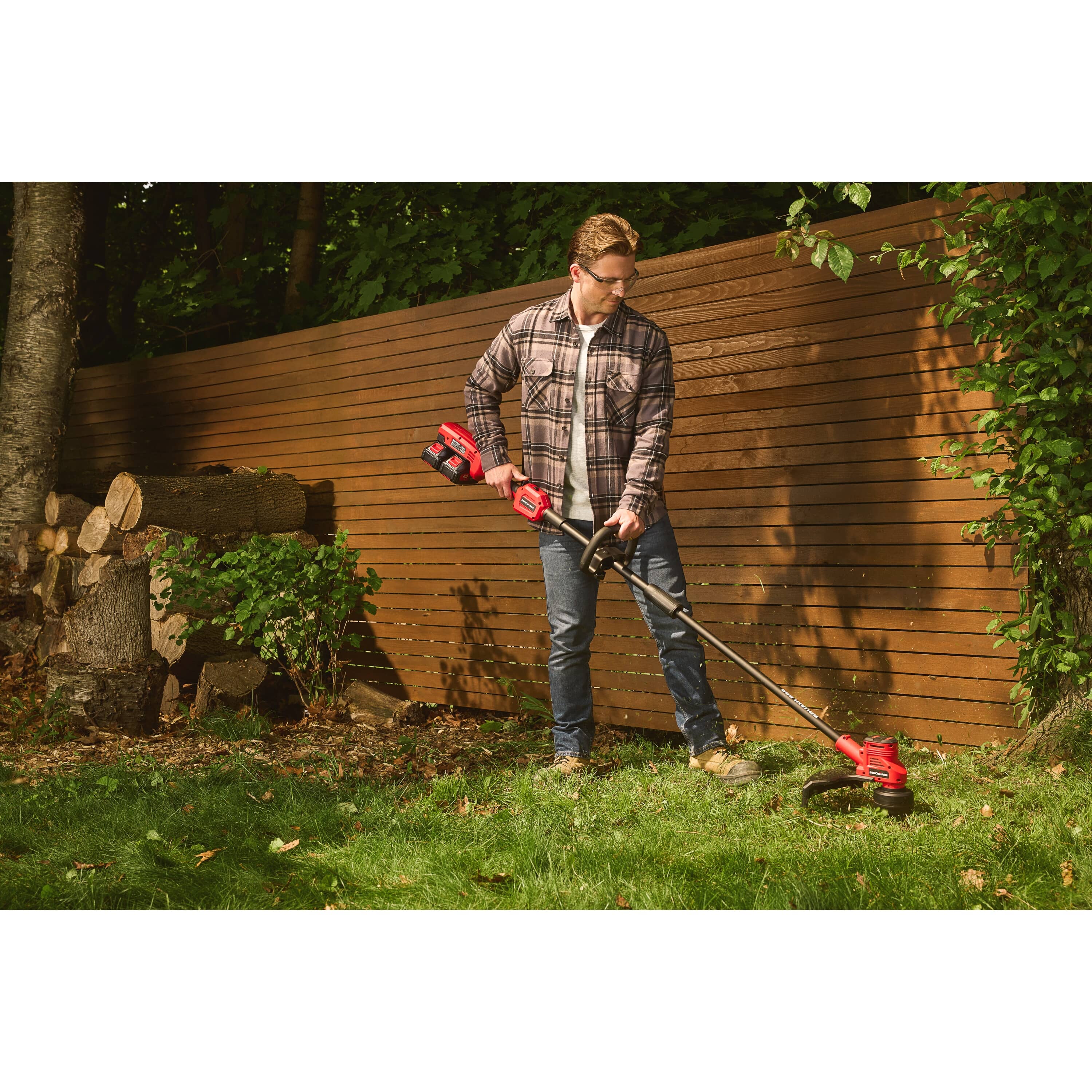 BENCHMARK 15" Cordless Lawn Trimmer | Home Hardware