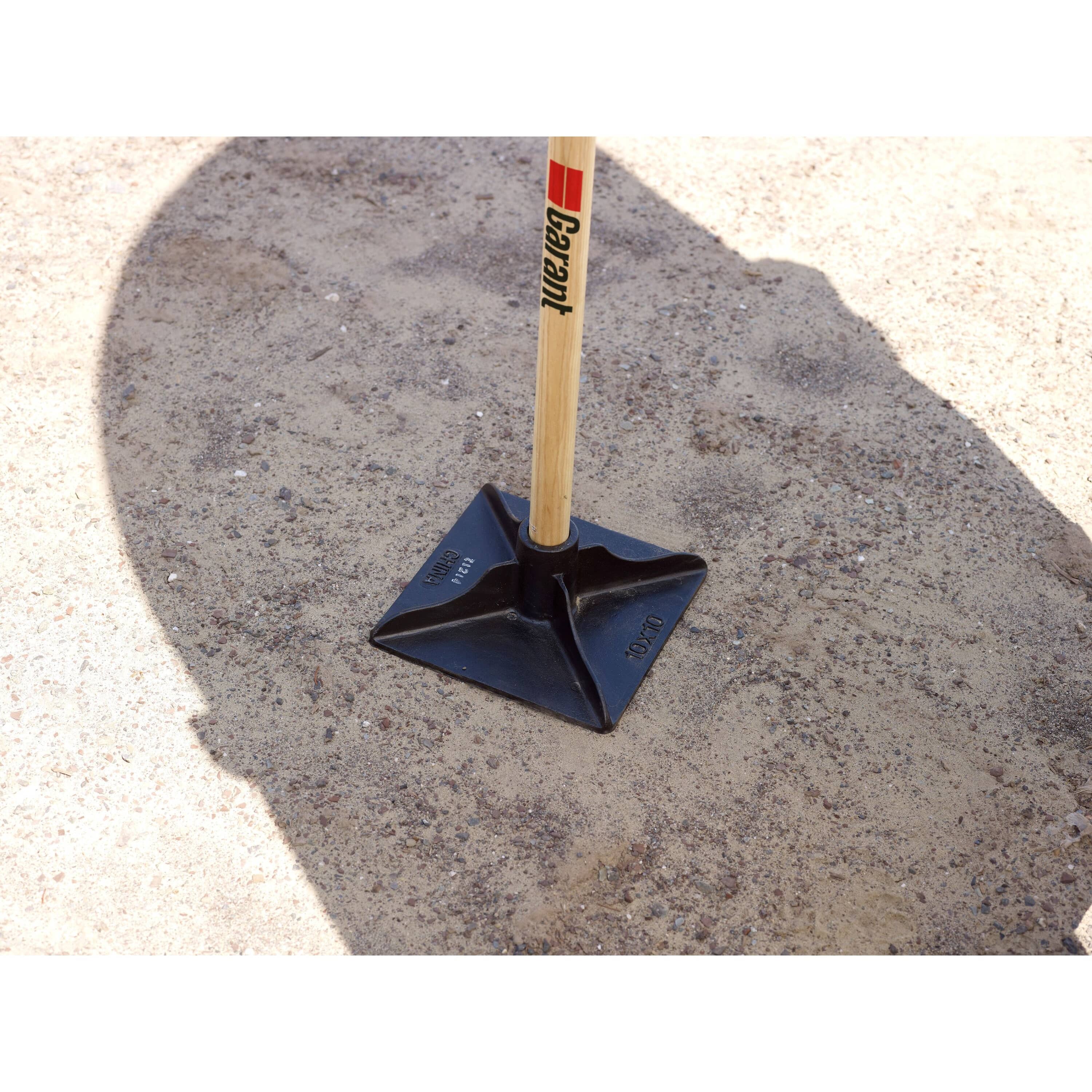 GARANT Steel Hand Tamper with Wood Handle | Home Hardware