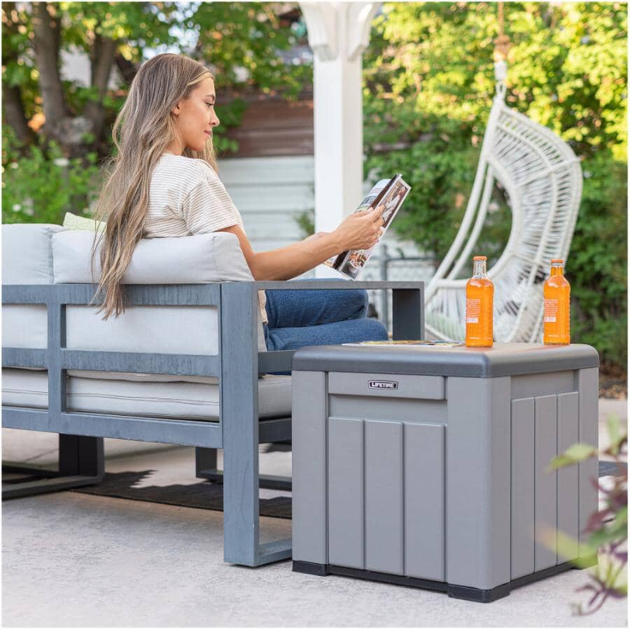 LIFETIME Storage Deck Box - 25 Gallon | Home Hardware