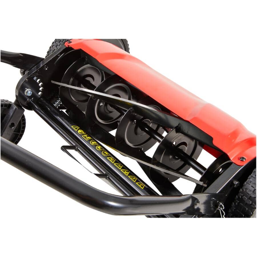 BENCHMARK 18" Push Reel Lawn Mower | Home Hardware