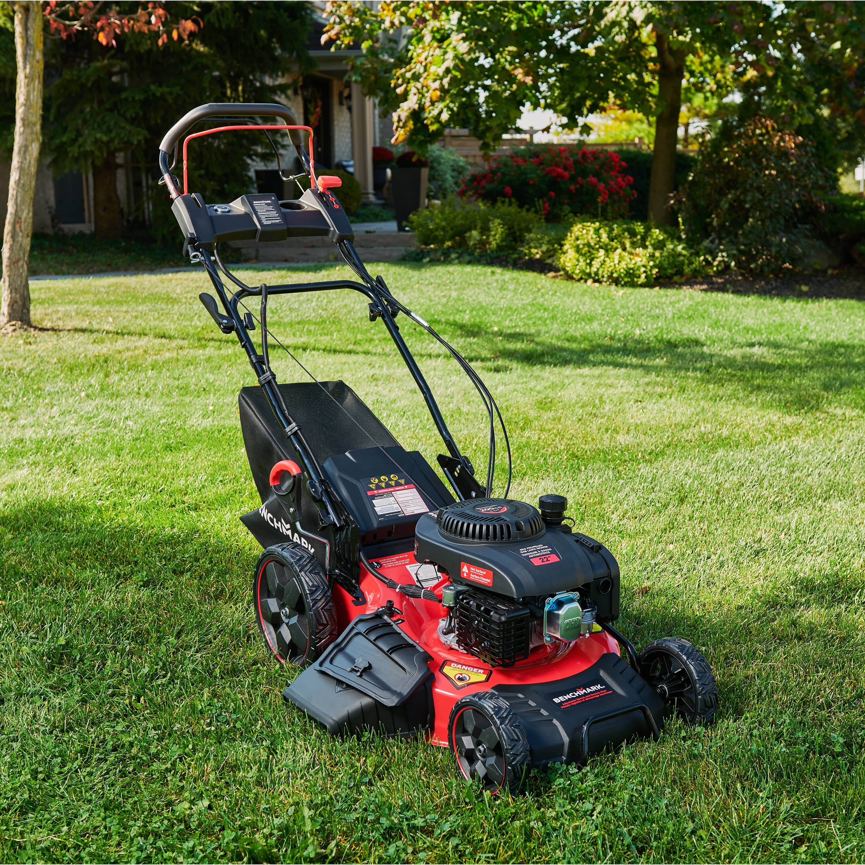 BENCHMARK 200cc Self-Propelled Gas Lawn Mower | Home Hardware