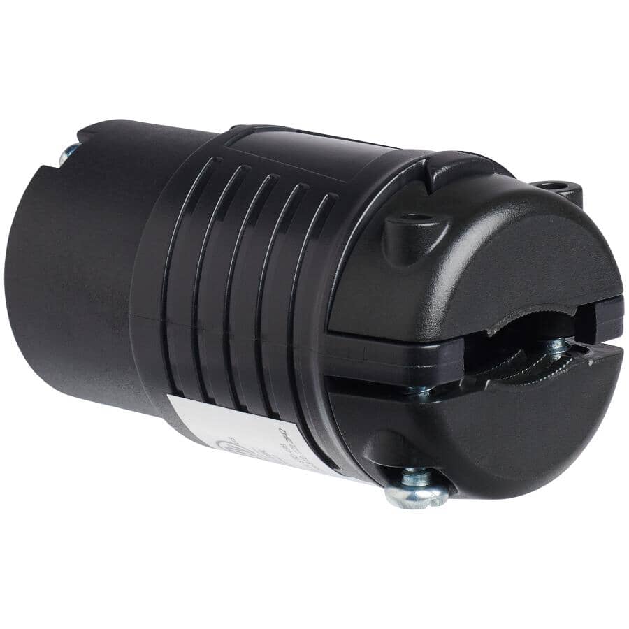 BENCHMARK 5-15R 15A Female Replacement Plug | Home Hardware