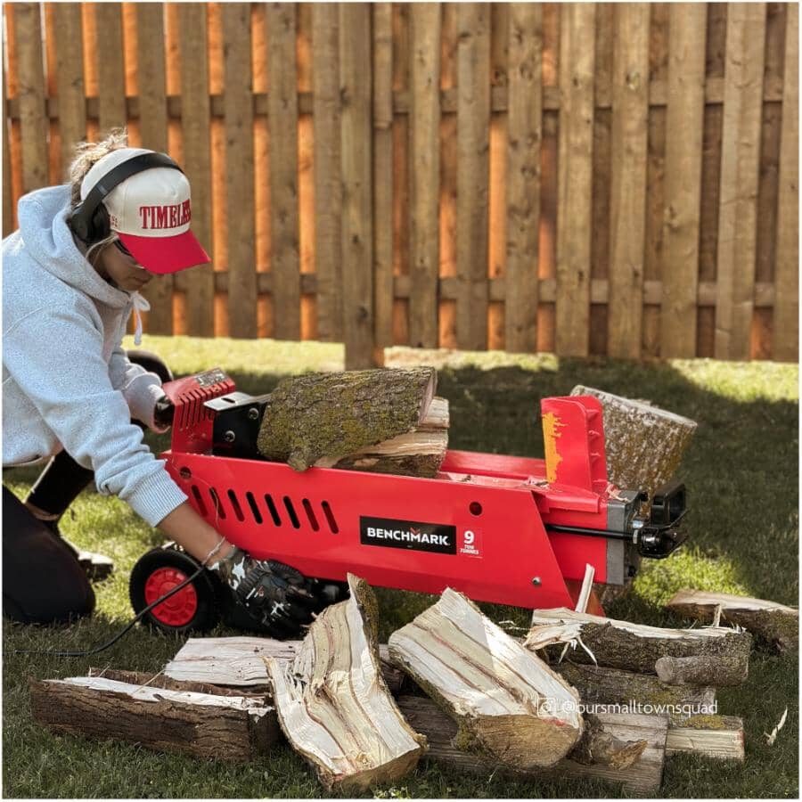 BENCHMARK Electric Log Splitter - 9 Ton | Home Hardware