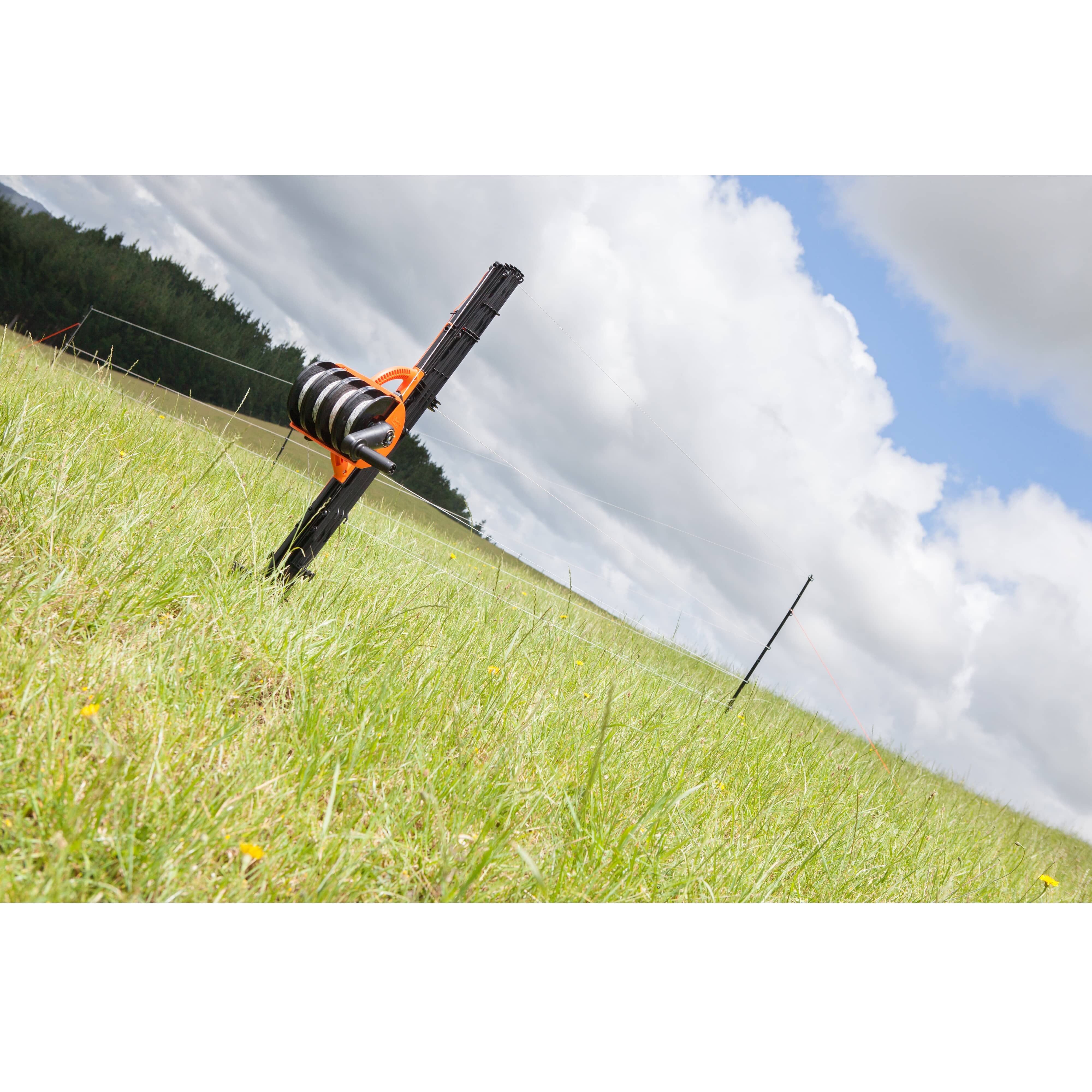 GALLAGHER Smart All-In-One Portable Fence | Home Hardware