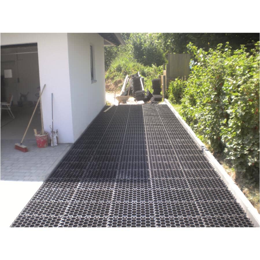 HAHN PLASTICS Paddock Slab | Home Hardware