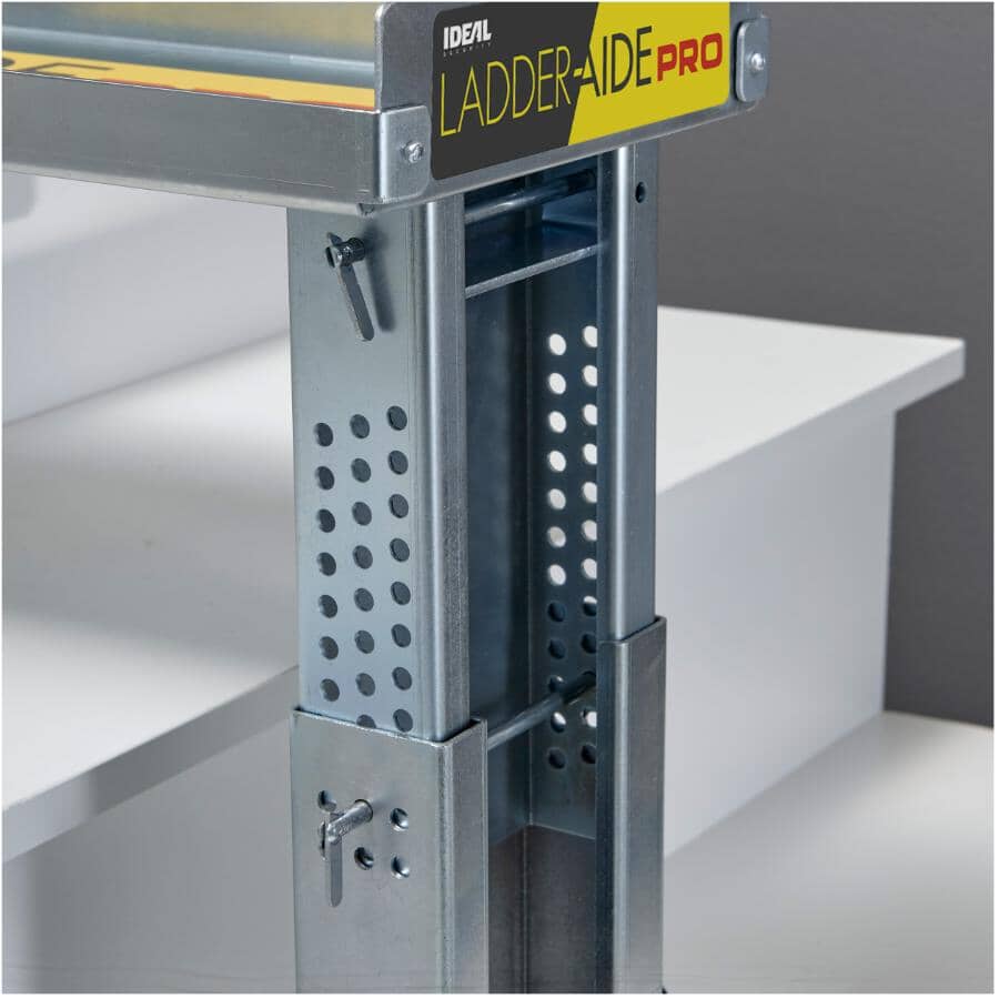 IDEAL SECURITY Ladder | Home Hardware
