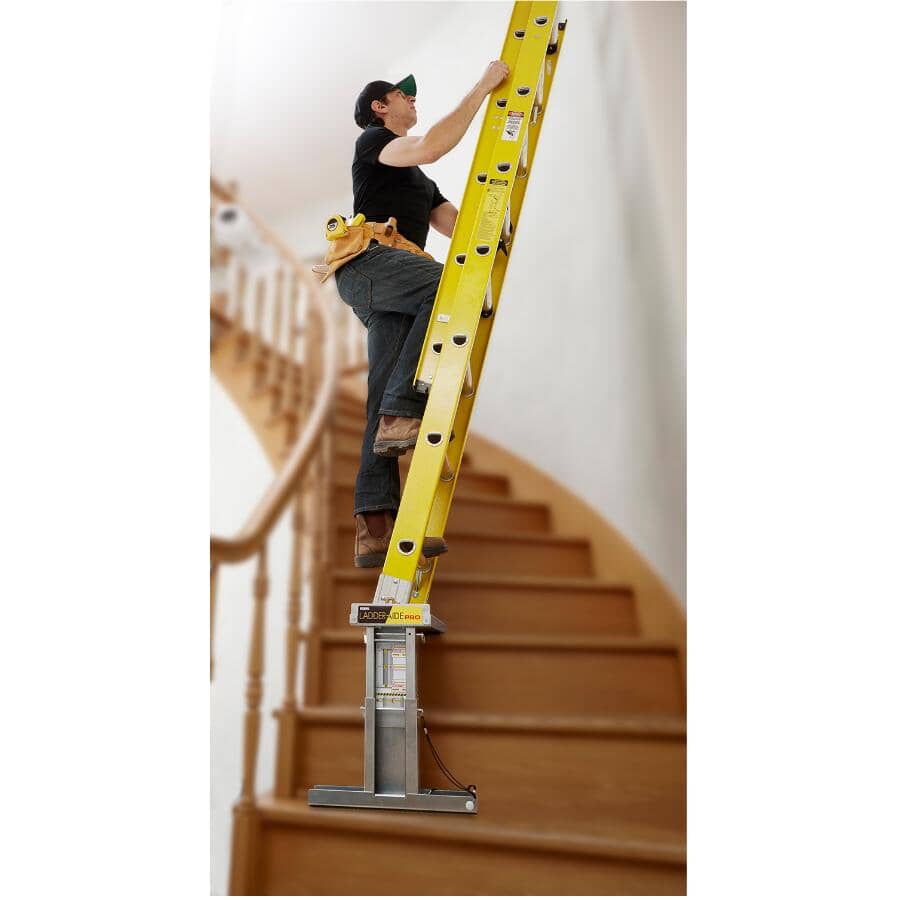 IDEAL SECURITY Ladder-Aide Pro Ladder Stabilizer for Stairs | Home Hardware