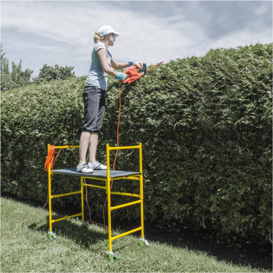 METALTECH 48" x 22-1/2" x 45-3/4" Steel Mini Scaffold | Home Hardware