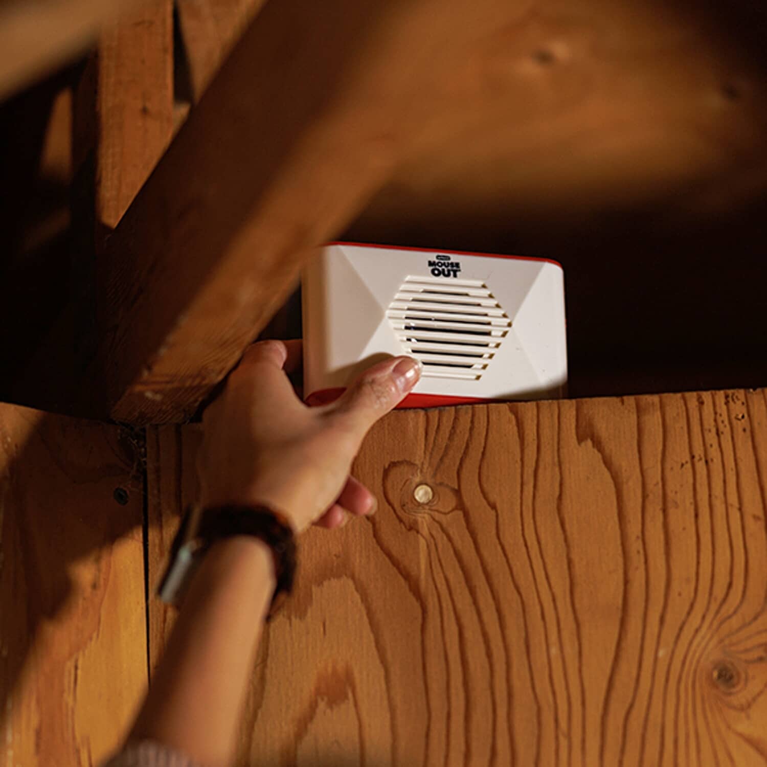 WILSON MouseOUT Battery Operated Sonic Repel MAX Rodent Repeller | Home ...