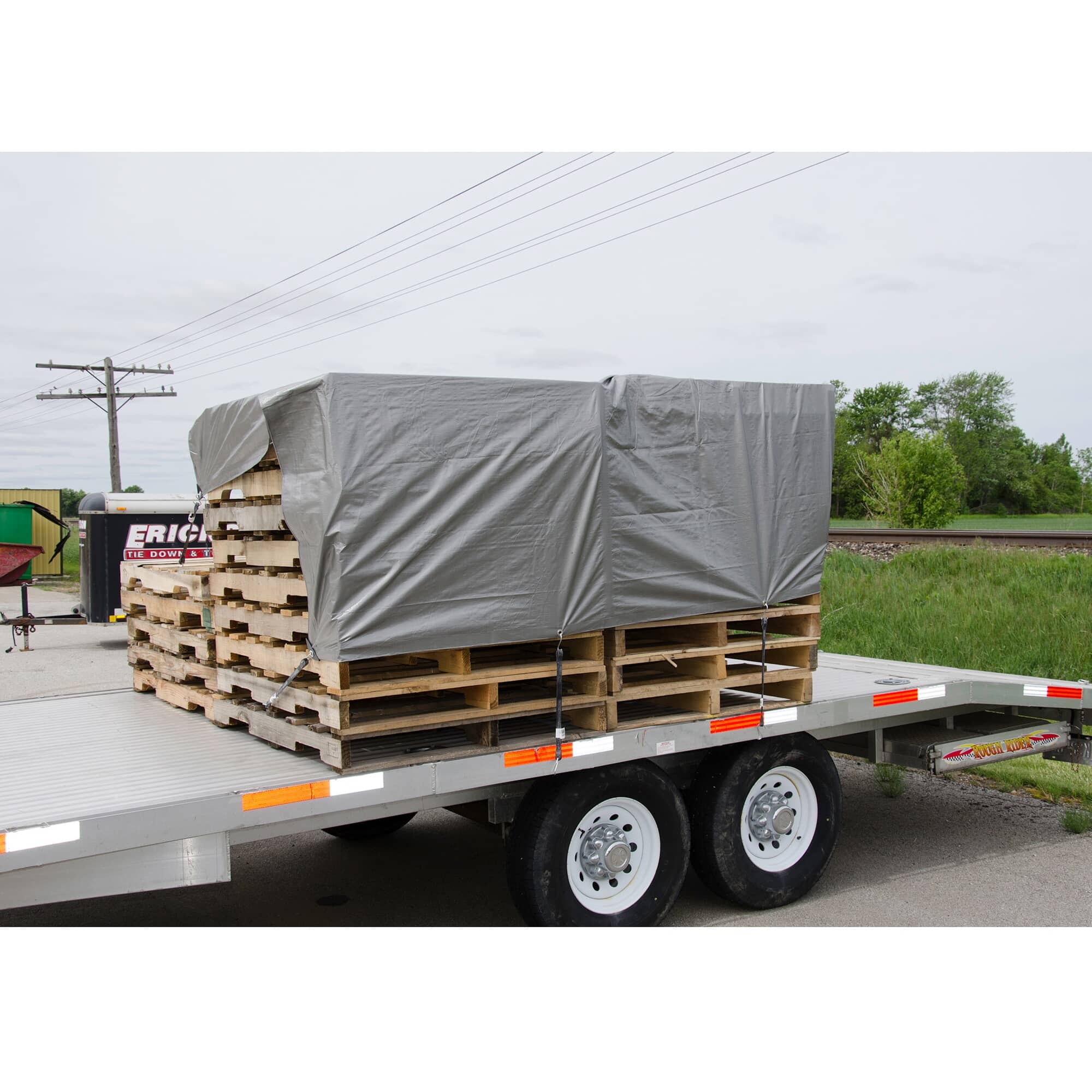 ERICKSON MANUFACTURING 20' x 30' Heavy Duty Poly Tarp | Home Hardware