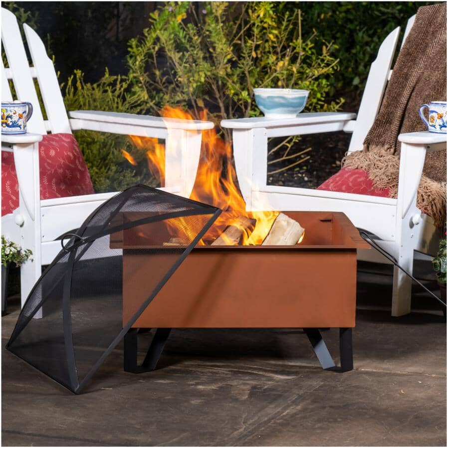 STERLING OAKS Maplehills Outdoor Fire Pit | Home Hardware