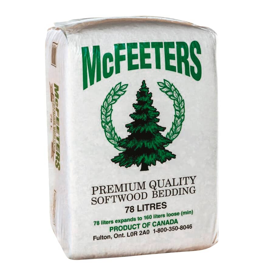 MCFEETERS Premium Medium Flake Softwood Bedding | Home Hardware