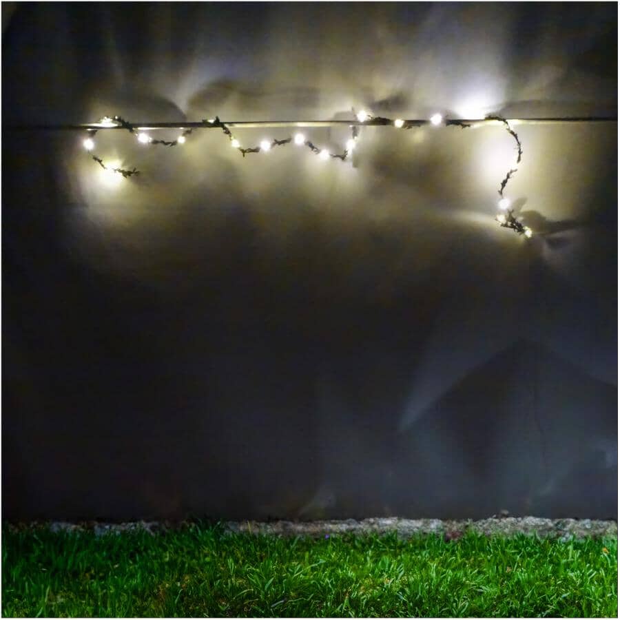 ALPINE LED Leaf Solar String Light Set | Home Hardware