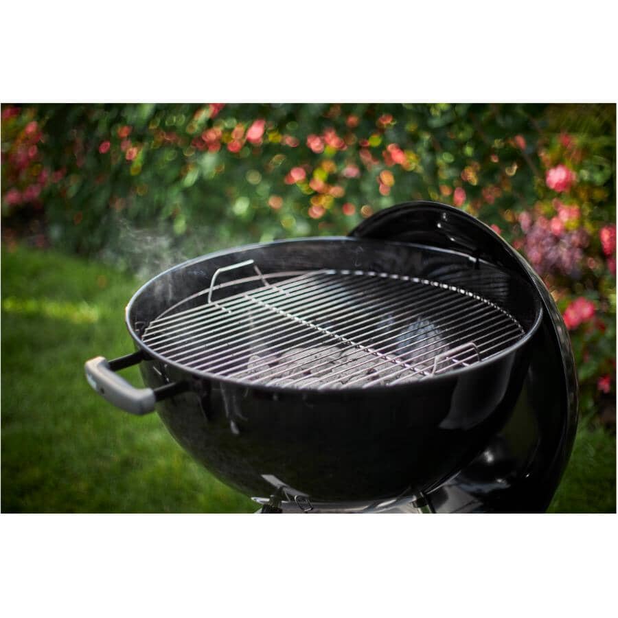 WEBER Kettle Series Charcoal BBQ | Home Hardware