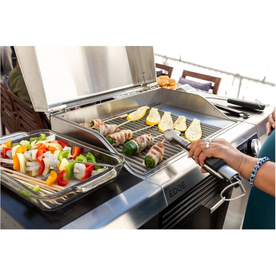 Index of /products/6420/6420700/